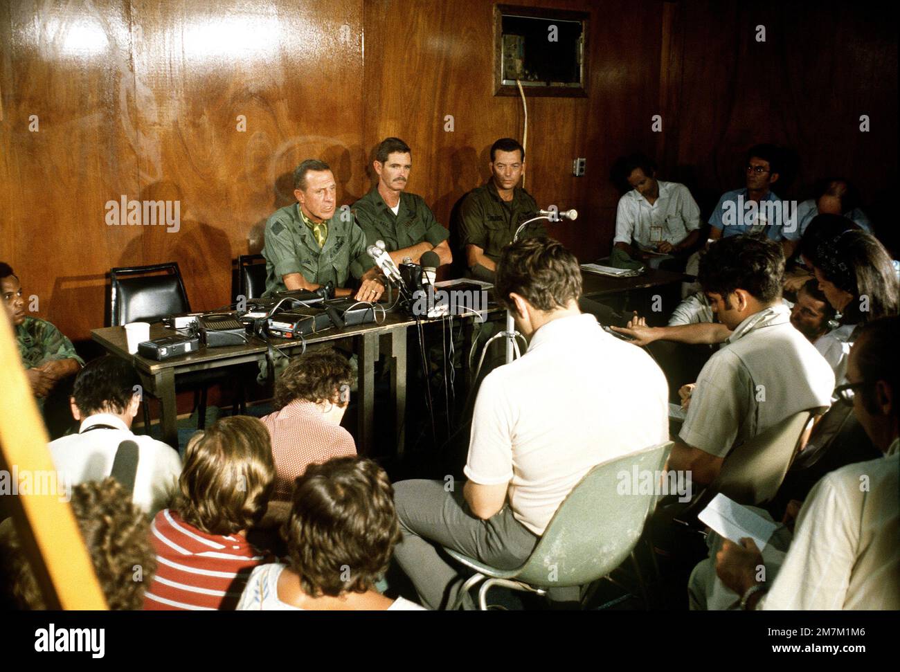 Vietnam war press conference saigon hi-res stock photography and images ...