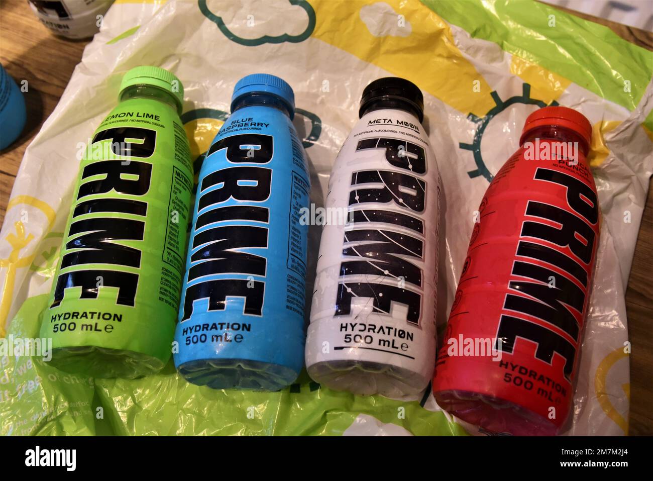 PRIME hydration soft drink by YouTube stars KSI and Logan Paul. The ...