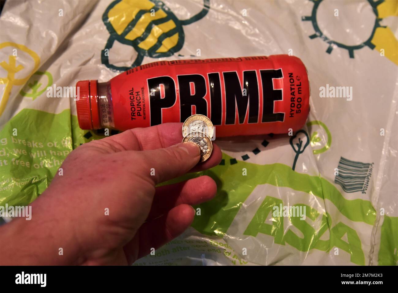 PRIME hydration soft drink by YouTube stars KSI and Logan Paul. The ...