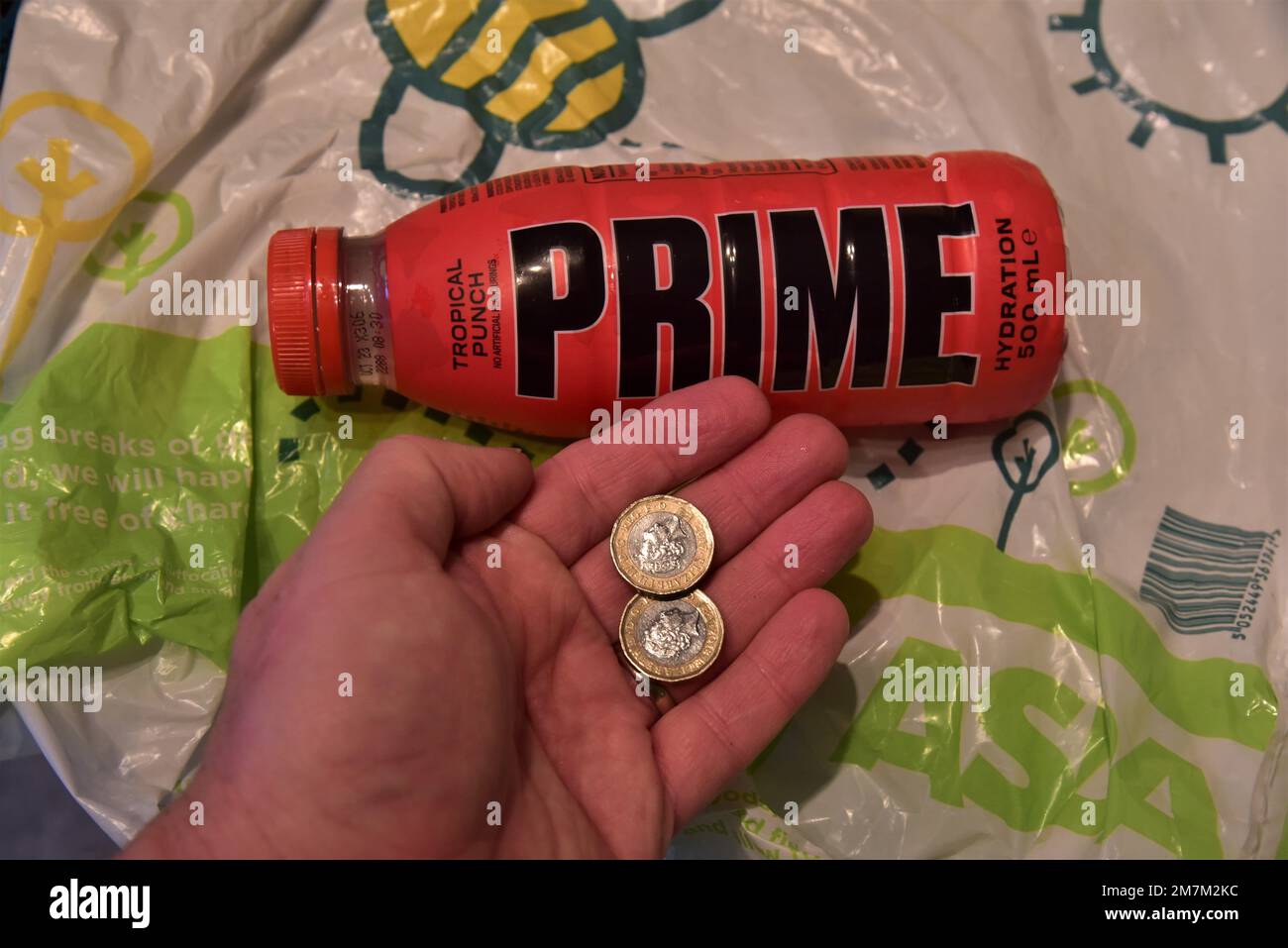 PRIME hydration soft drink by YouTube stars KSI and Logan Paul. The ...