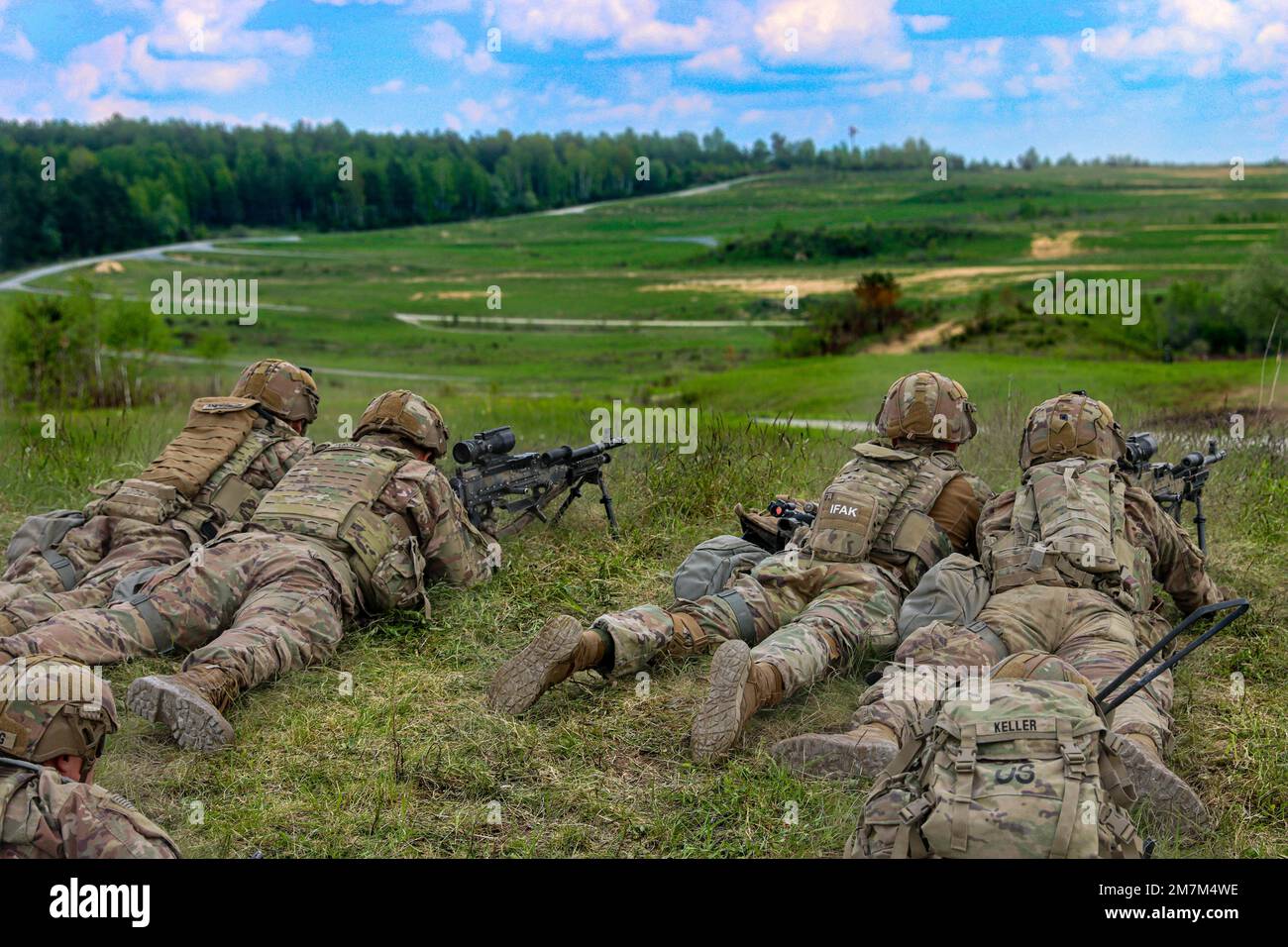 U.S. Soldiers with 69th Armor Regiment, 1st Armored Brigade Combat Team ...