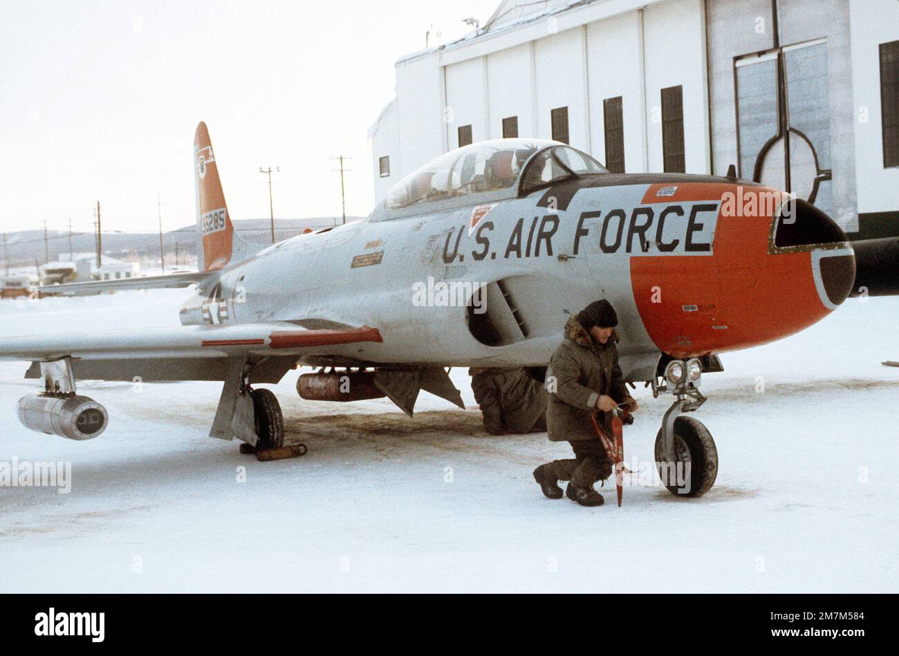 Ground pins hi-res stock photography and images - Alamy