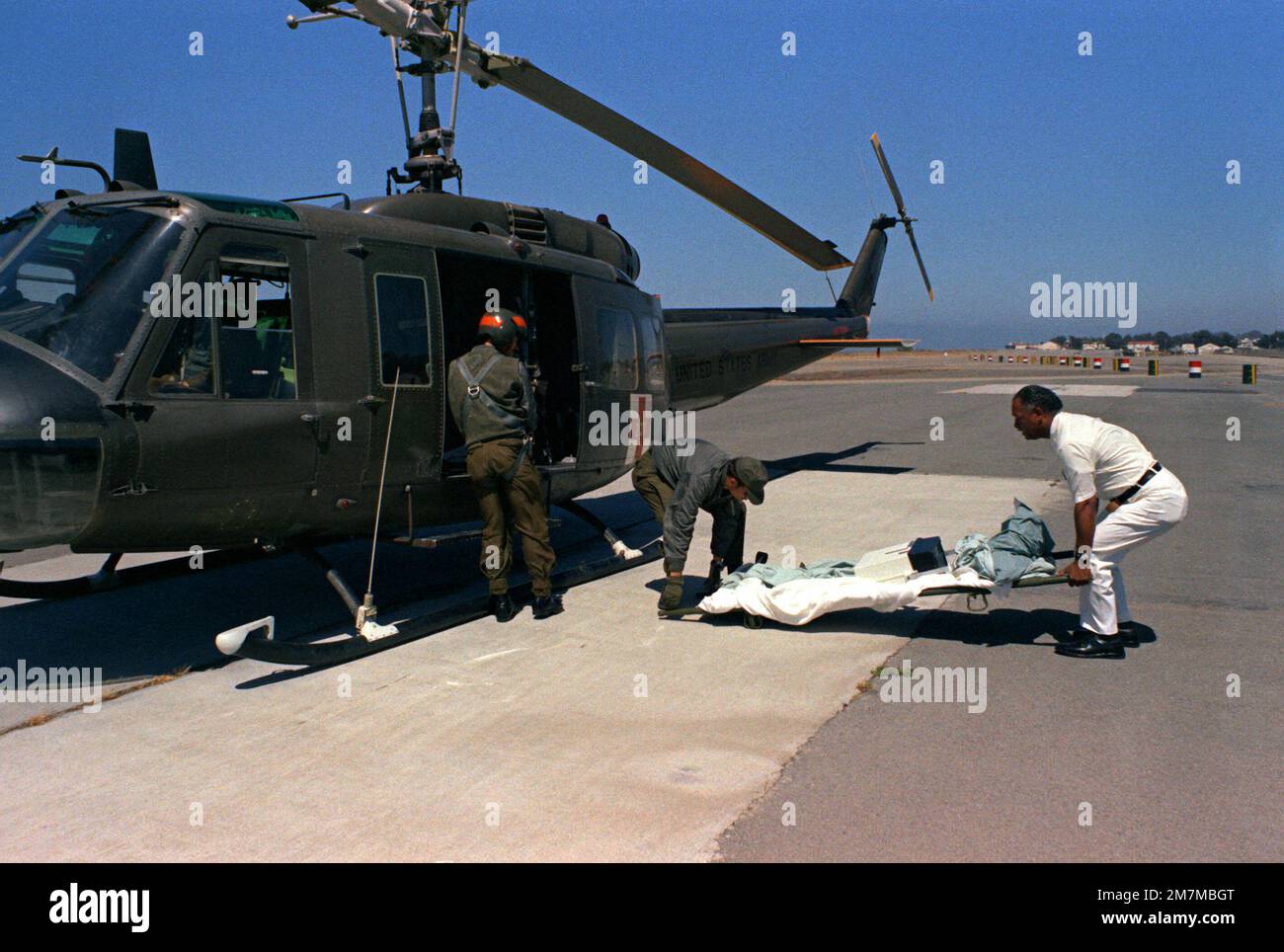 Members of the Army Health Services Command prepare to load an organ ...