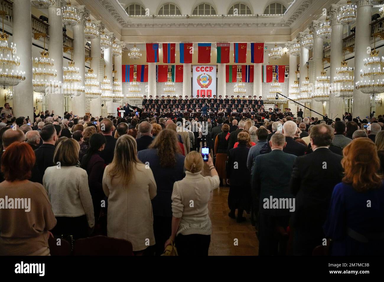 Russian Communist Party members and supporters listen to the Soviet ...