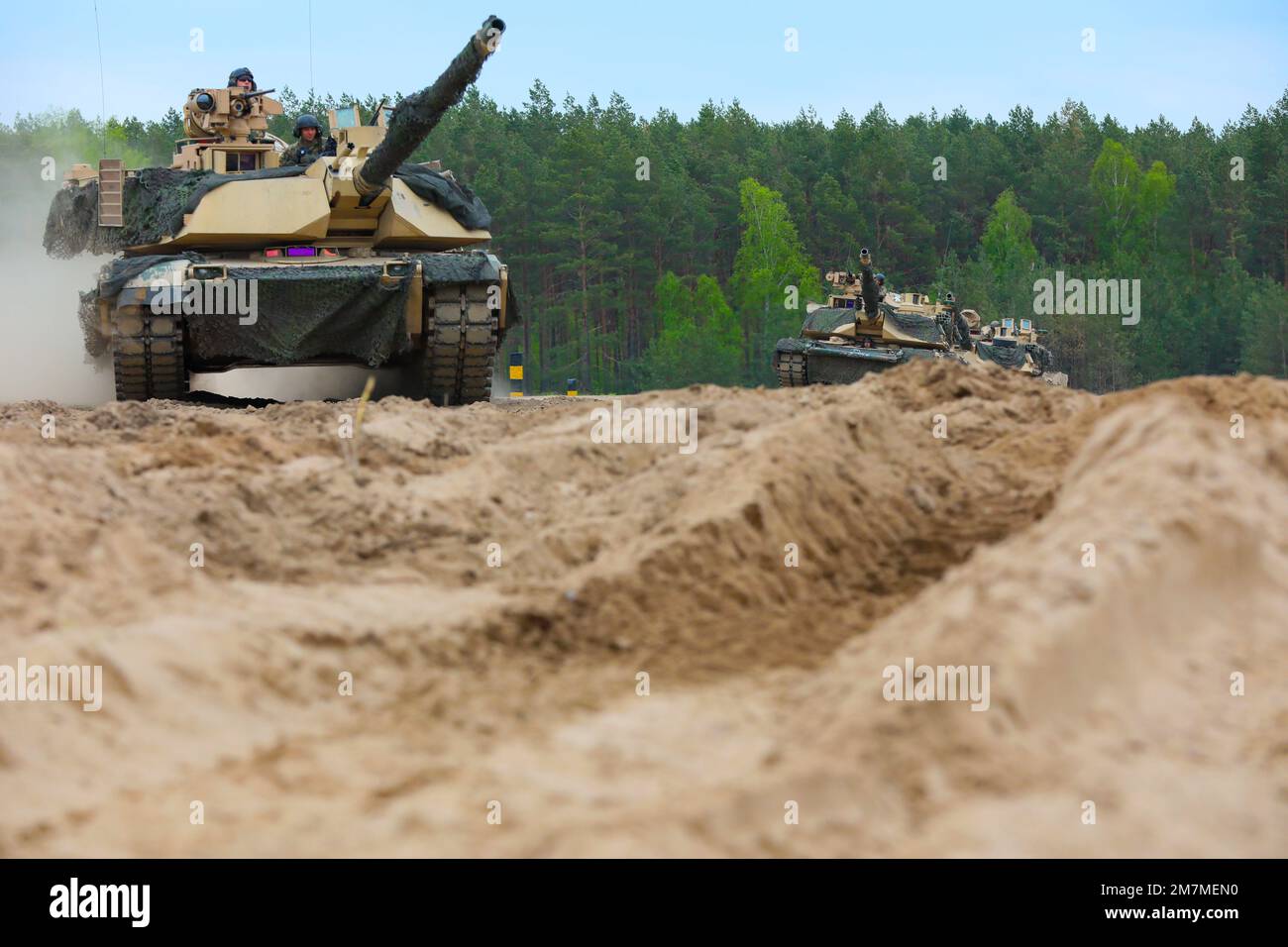 U.S. Soldiers assigned to 1st Battalion, 68th Armor Regiment, 3rd ...