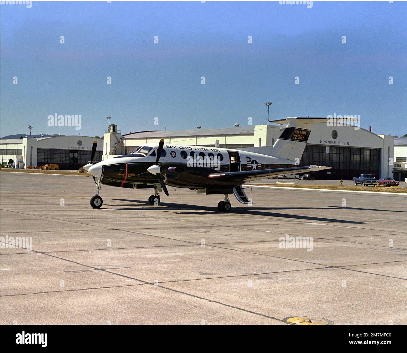 A Beechcraft C-12 Huron (the military designation for the Beechcraft ...