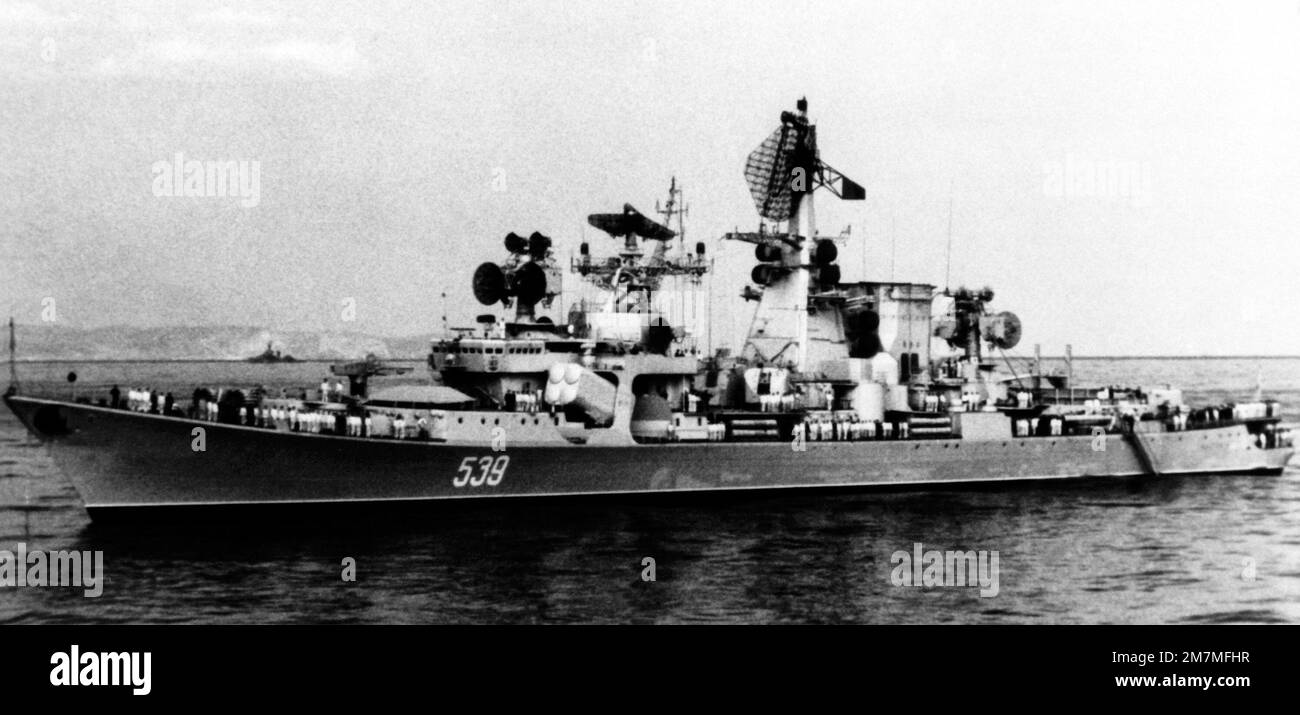 Soviet kara class cruiser hi-res stock photography and images - Alamy