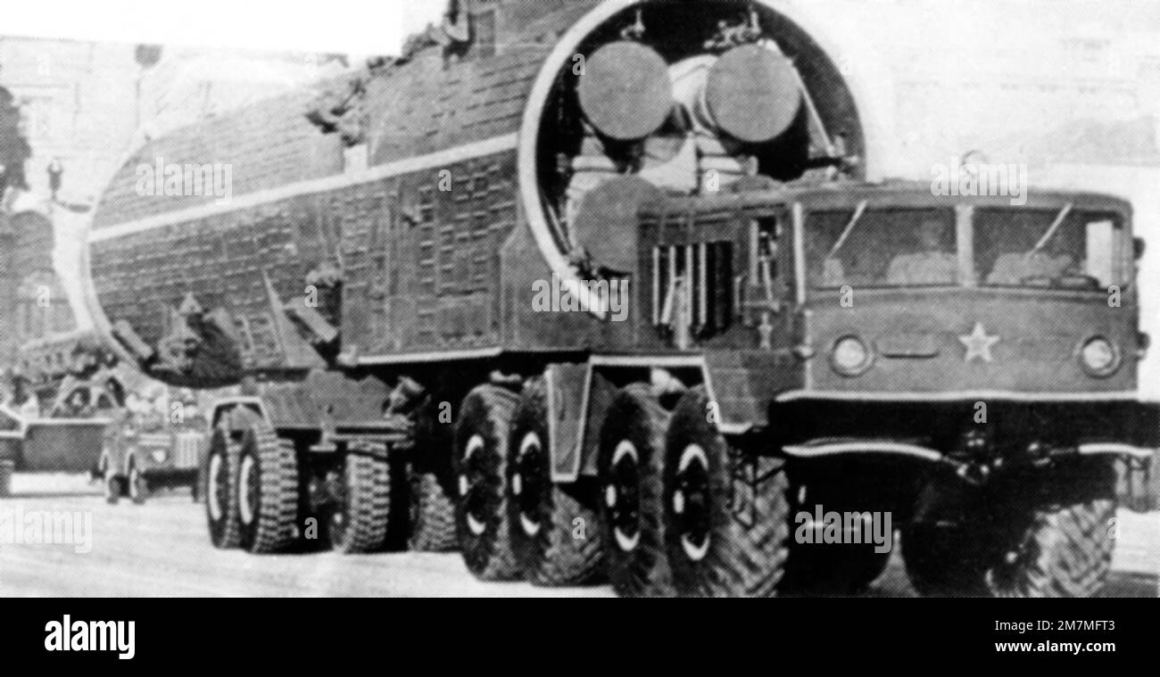 A right front view of a vehicle-mounted Soviet Galosh anti-ballistic ...