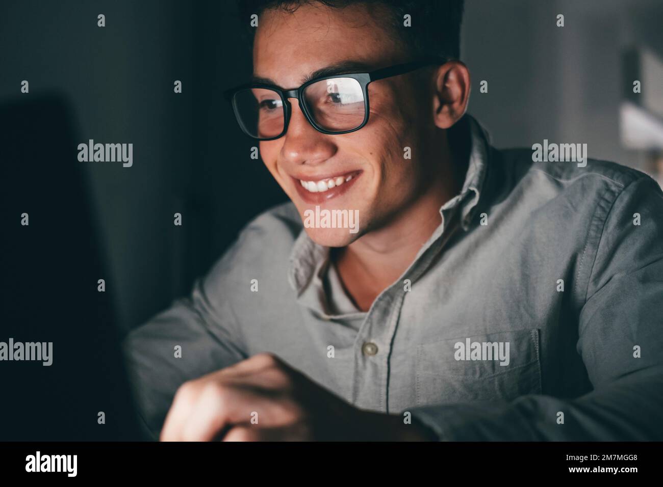 Teen up late homework hi-res stock photography and images - Alamy
