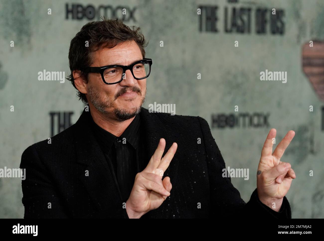 Pedro pascal l'ultimo di noi immagini e fotografie stock ad alta ...