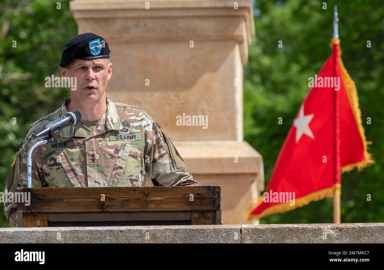 U.S. Army Maj. Gen. John V. Meyer III, the 1st Infantry Division and ...