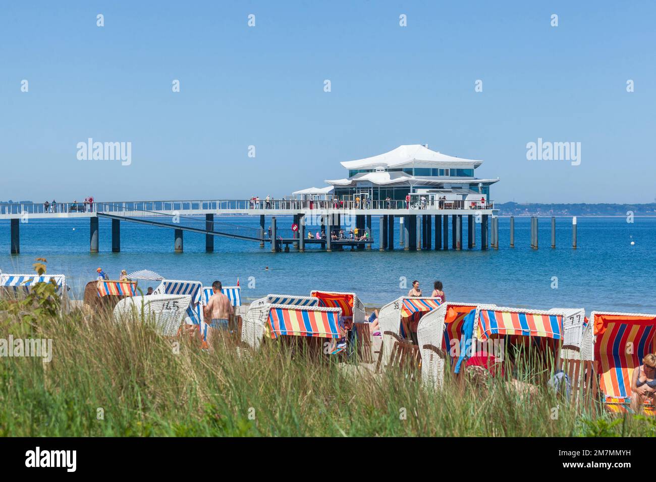 Beach chairs at Timmendorfer Strand with pier, Timmendorfer Strand ...