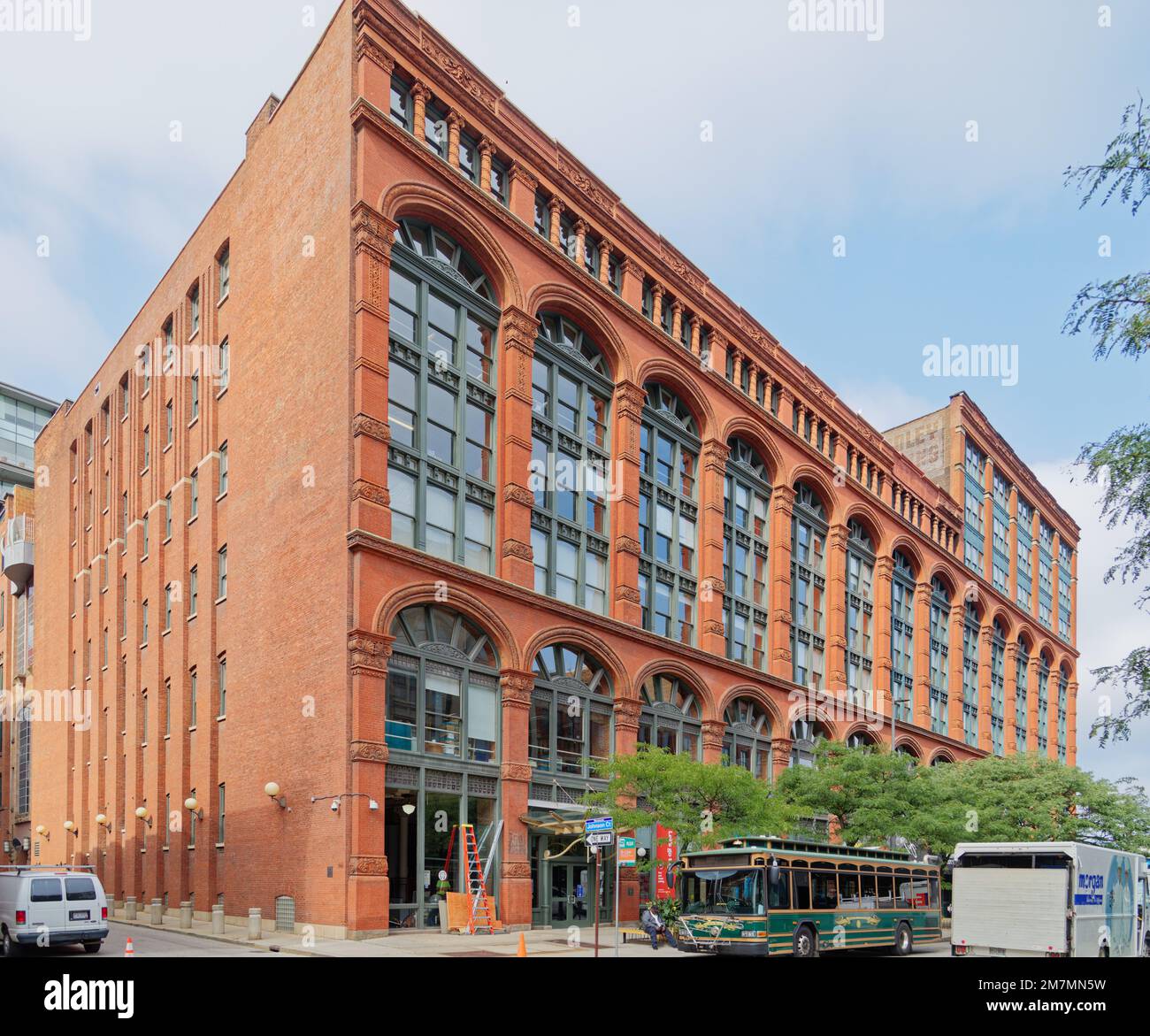 The 1884 Bradley Building, one of the most significant Warehouse ...