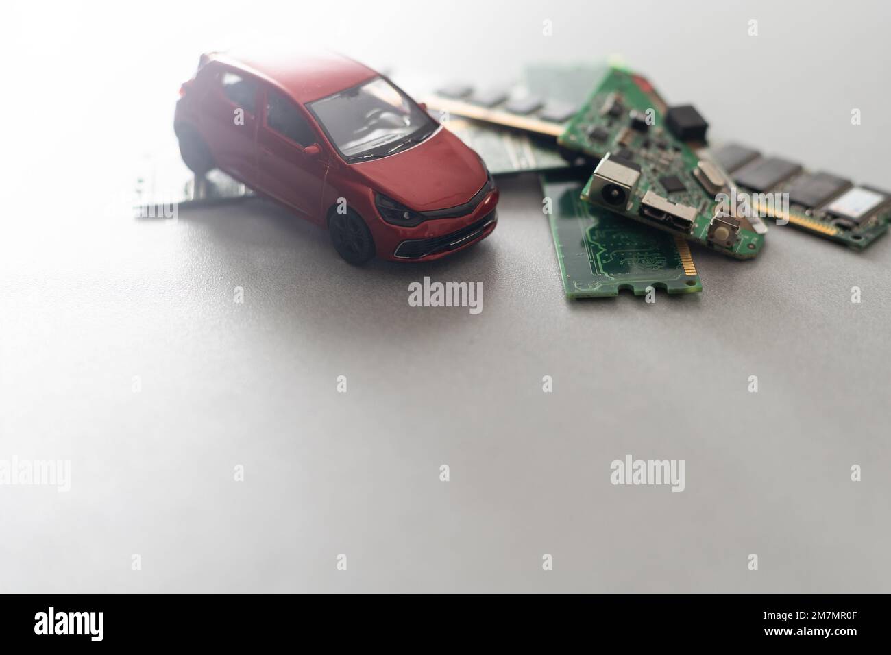 Semiconductor fabrication hi-res stock photography and images - Alamy