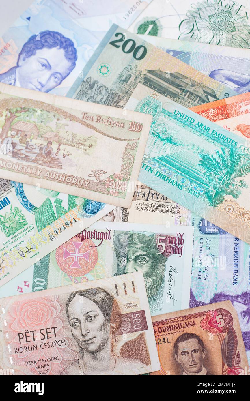 Currency of different countries hi-res stock photography and images - Alamy