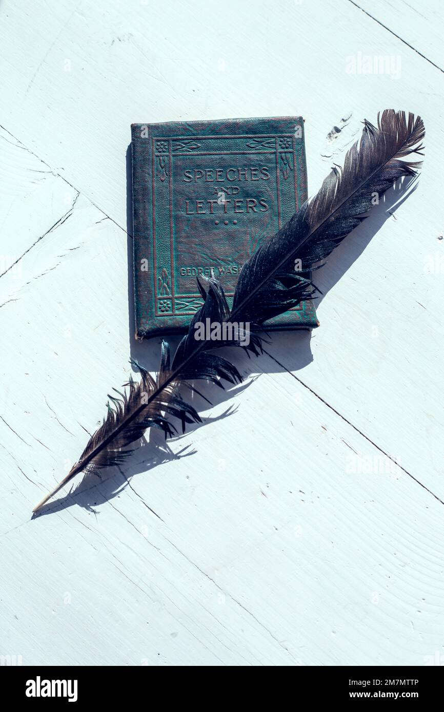 Old book with a long feather hi-res stock photography and images - Alamy