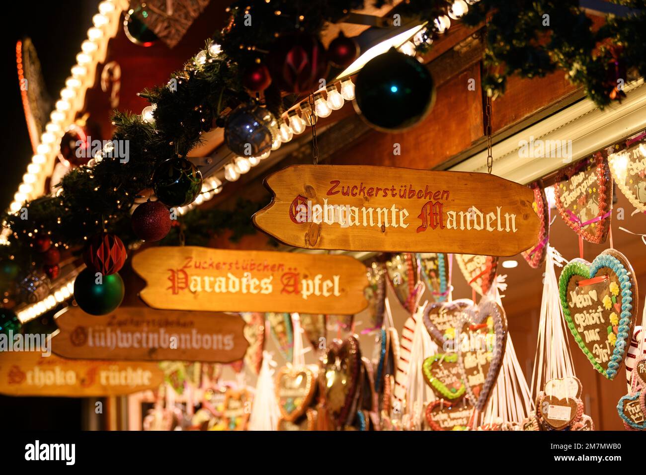 Christmas market, candy stand, signs Stock Photo - Alamy