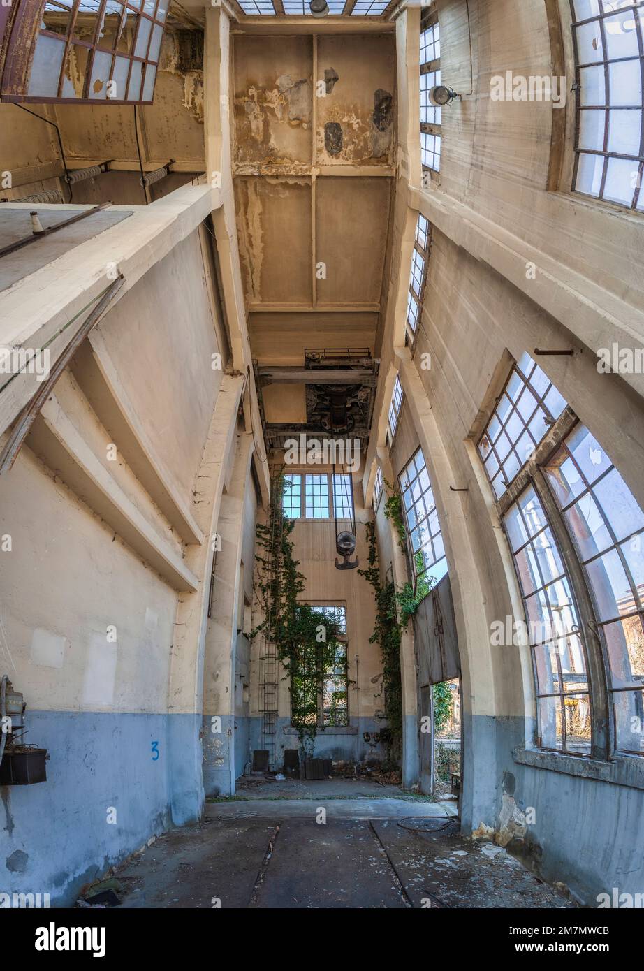 Italy, Veneto, old abandoned warehouse, decaying industrial building ...