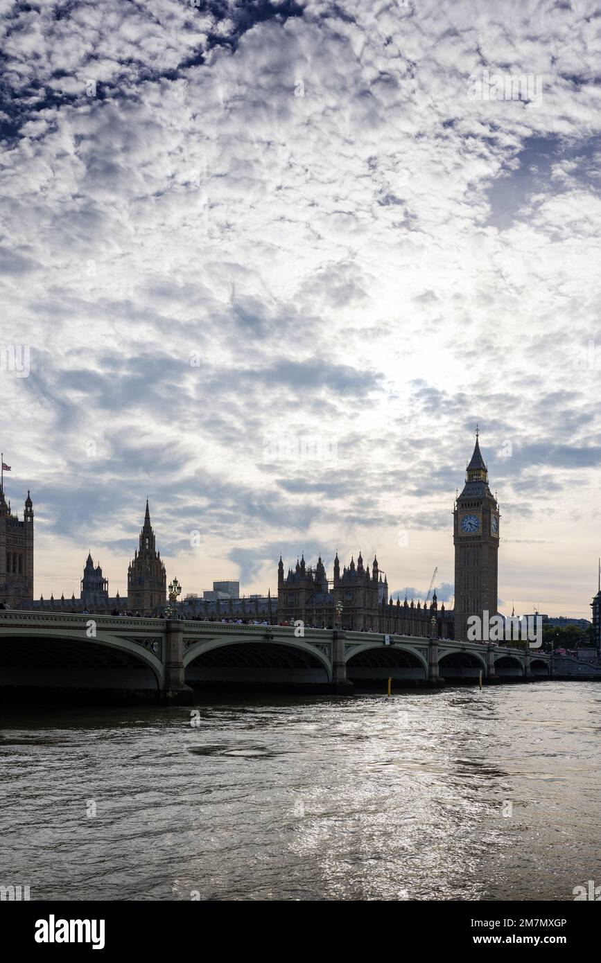 Famous London bridge over the river Thames the Tower Bridge in broad ...