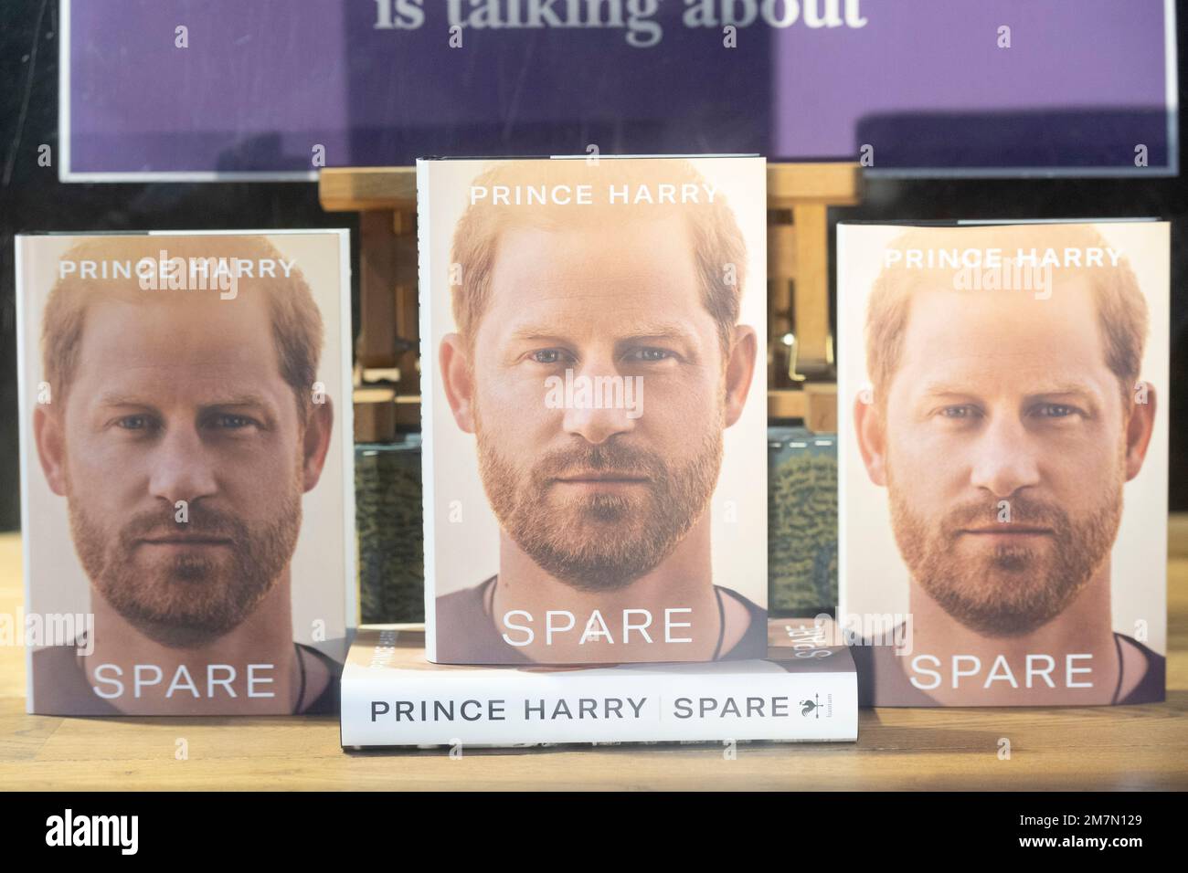 10 January 2023. London, UK. Copies of the Prince Harry autobiography ...