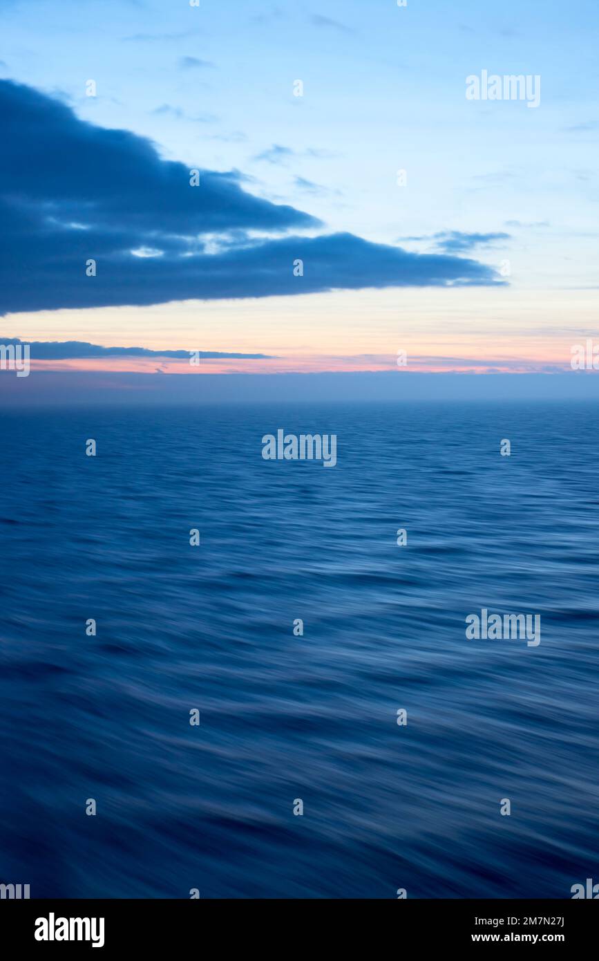 Baltic sea, sea, evening, horizon, blue Stock Photo - Alamy