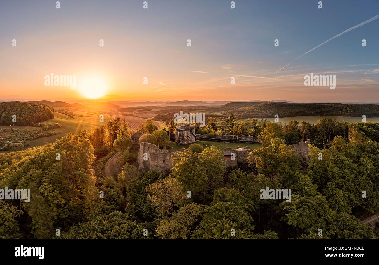 Germany, Thuringia, Meiningen, Henneberg, Henneburg castle ruin ...