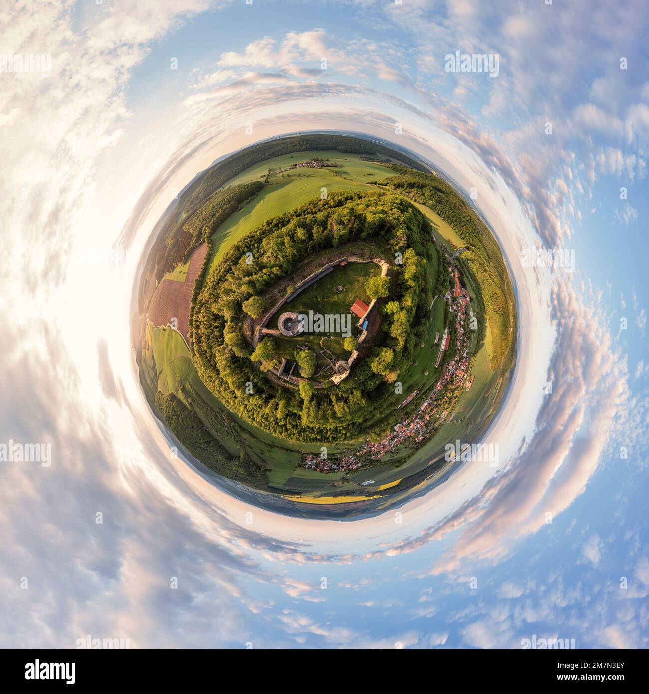 Germany, Thuringia, Meiningen, Henneberg, Henneburg castle ruin ...