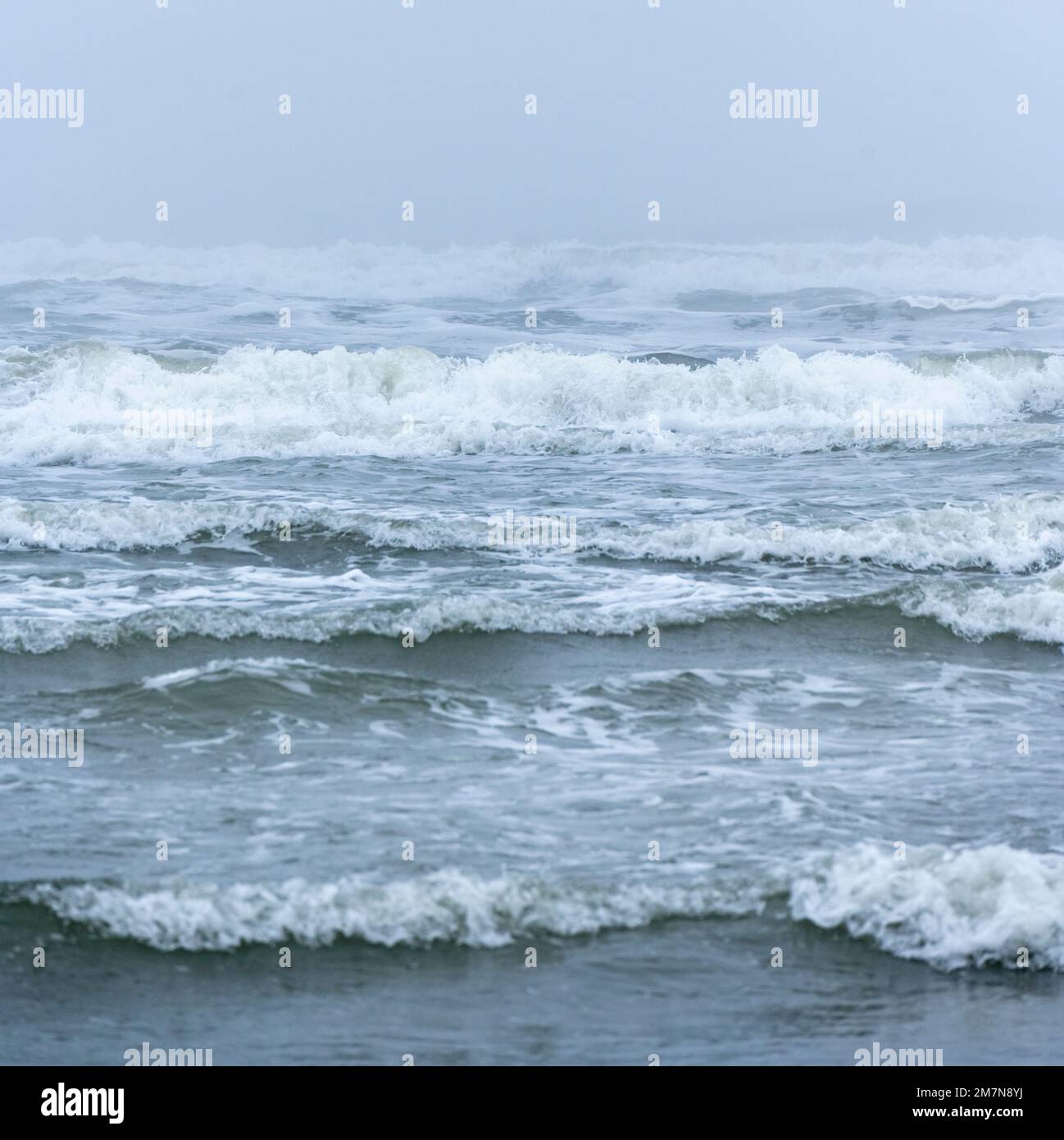 Strong surge hi-res stock photography and images - Alamy