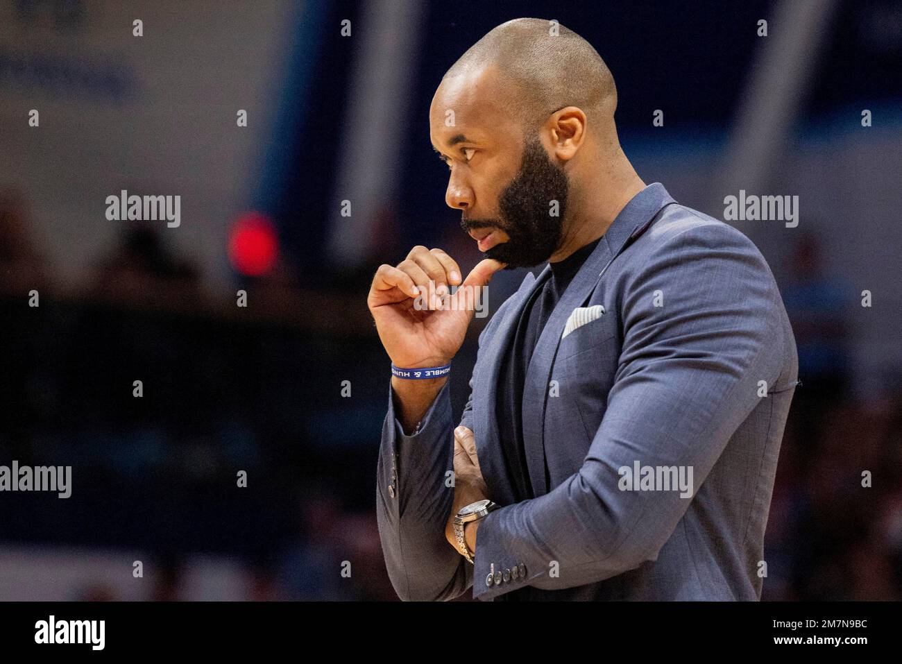 Villanova coach Kyle Neptune watches play during the first half of the ...
