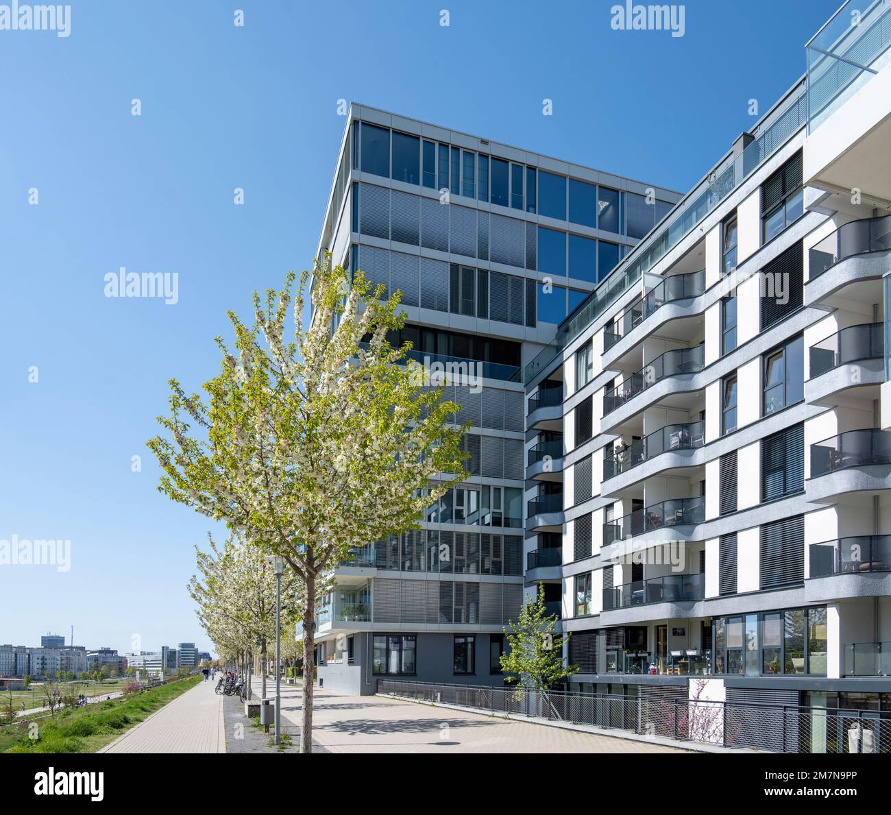 Germany, Baden-Württemberg, Karlsruhe, modern residential complex on ...