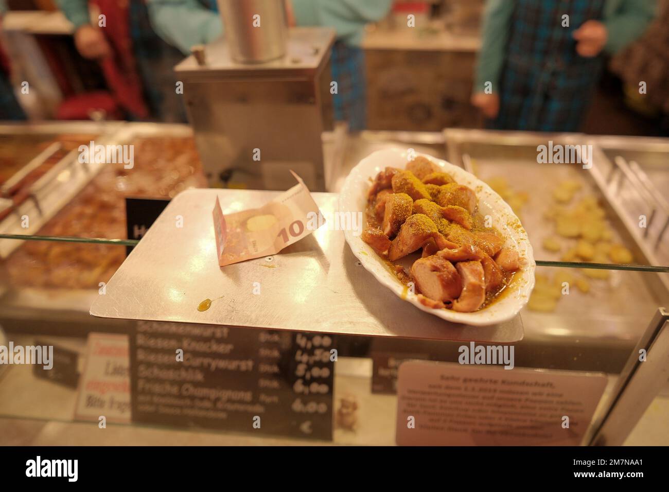 Market stall at the Christmas market, sale of currywurst Stock Photo ...