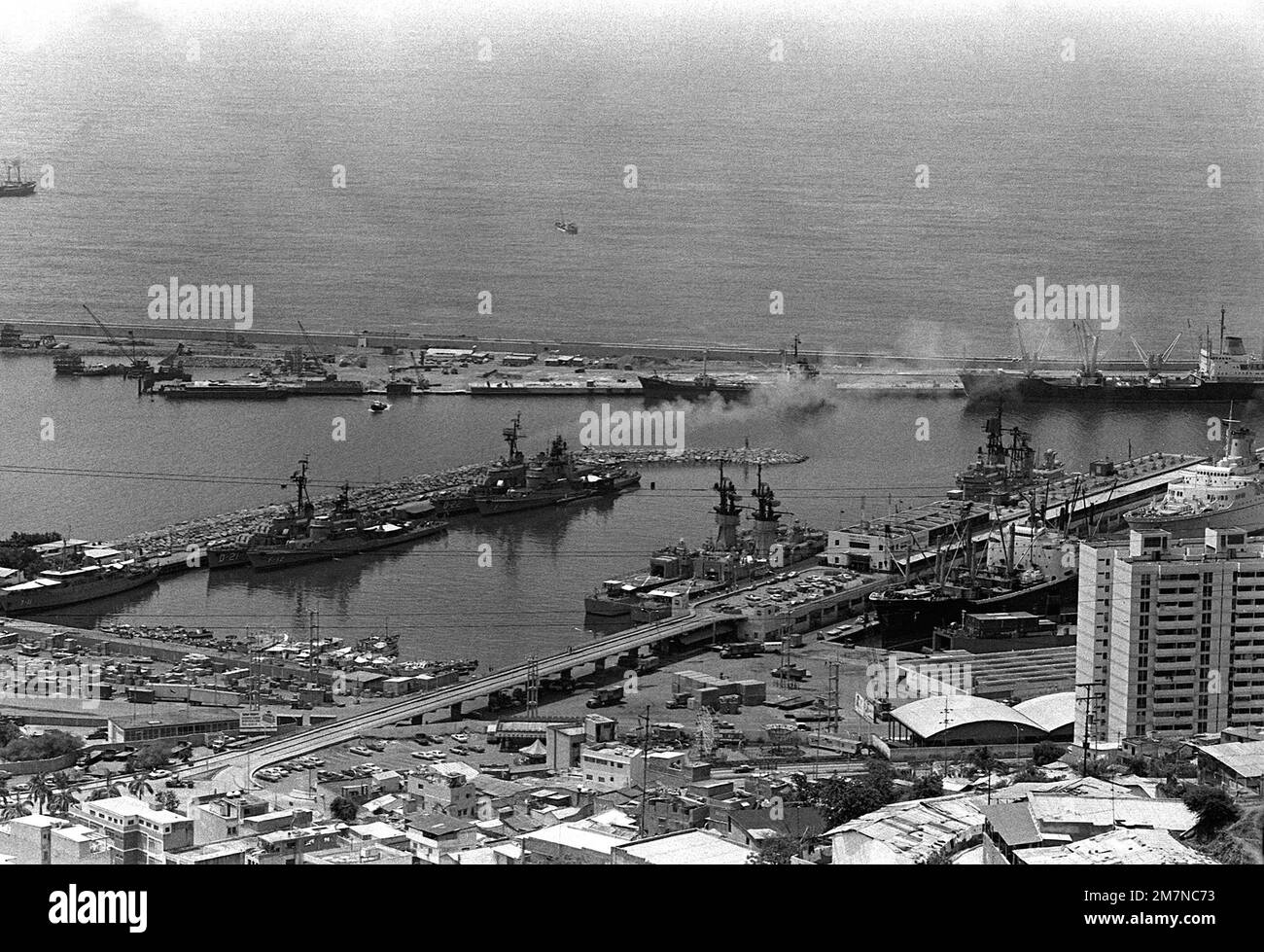 Uss falcon hi-res stock photography and images - Alamy