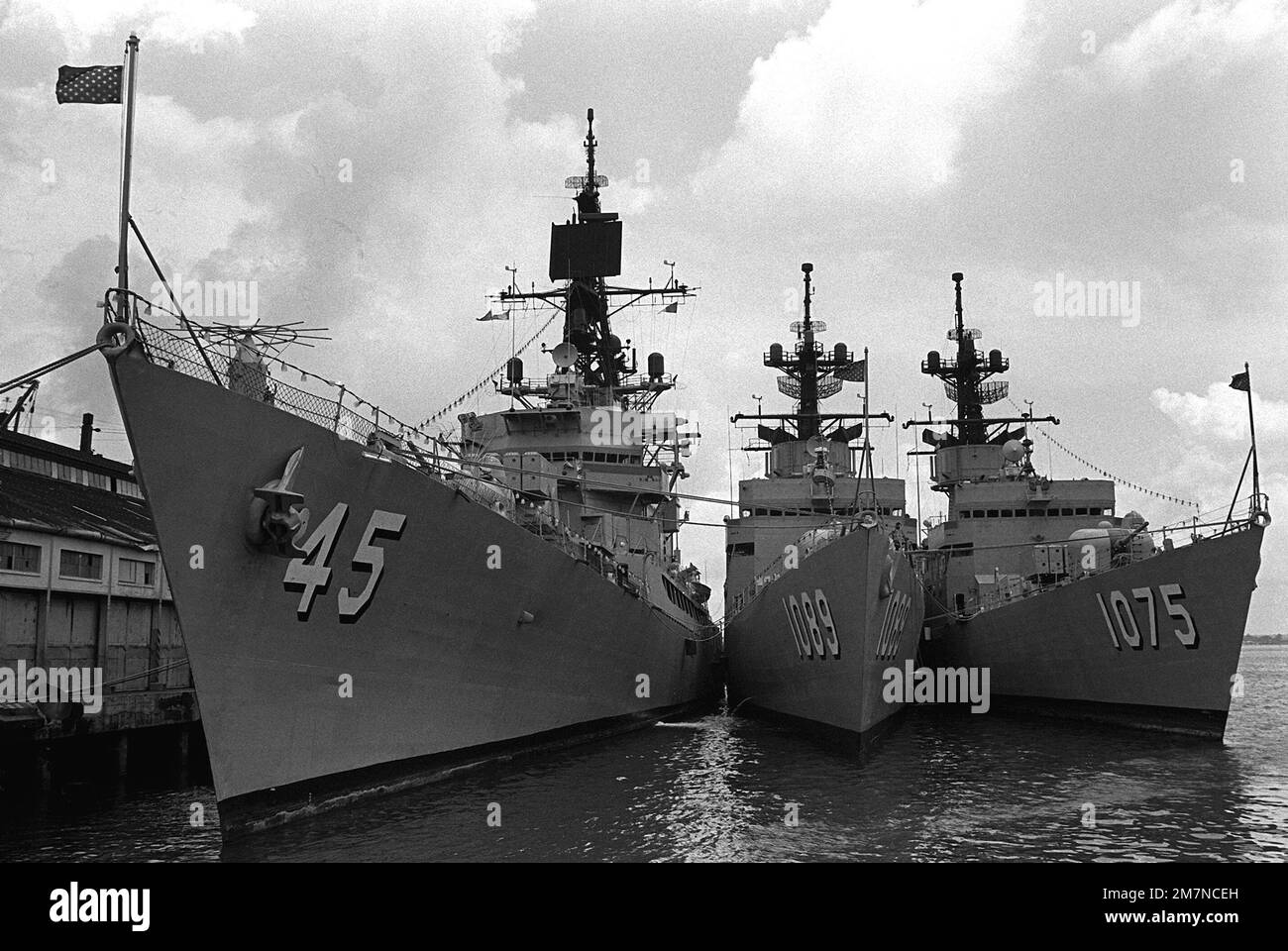 A bow view of the ships involved in exercise Unitas XX. From left to ...