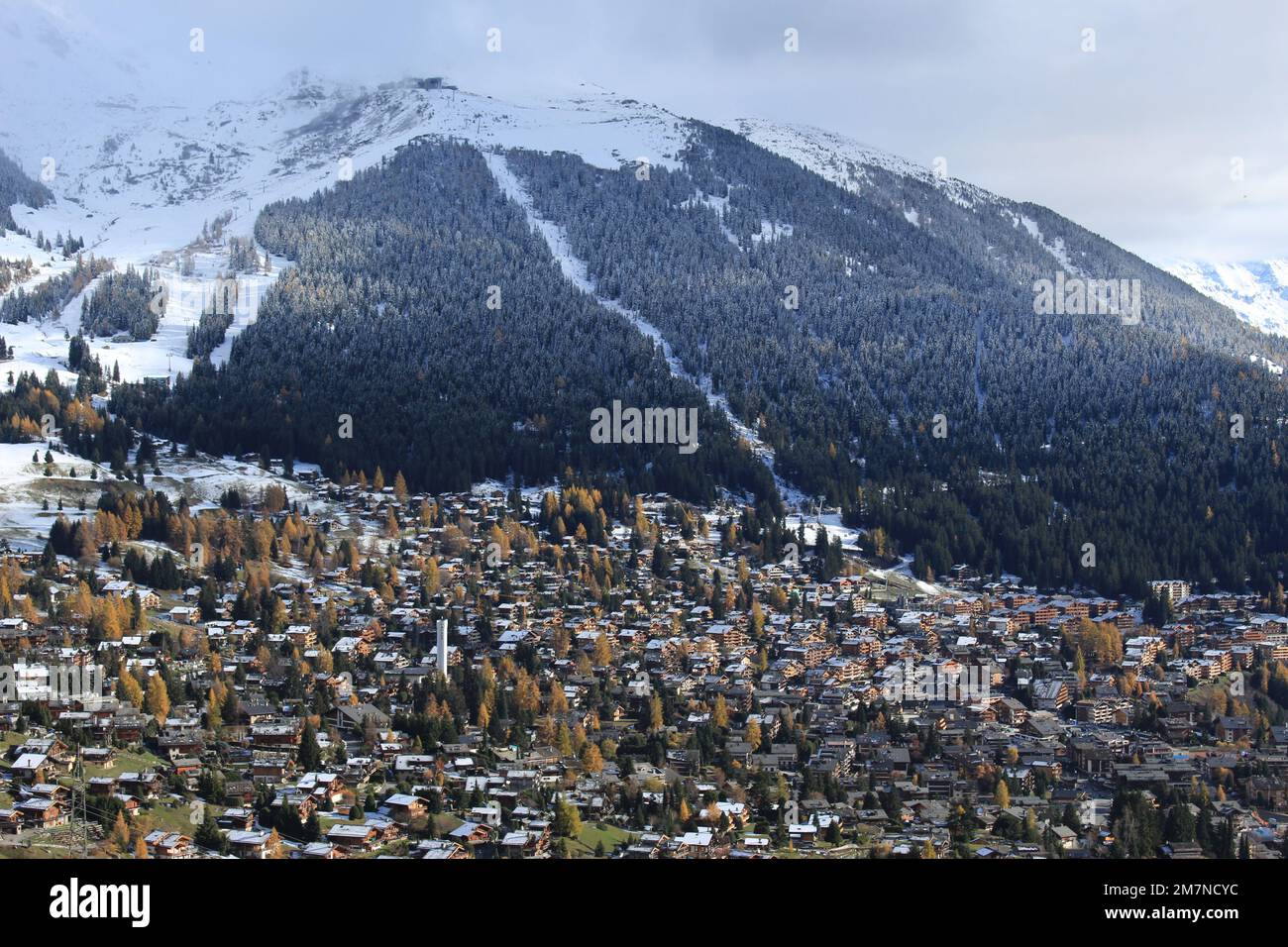 Mont gele verbier hi-res stock photography and images - Alamy