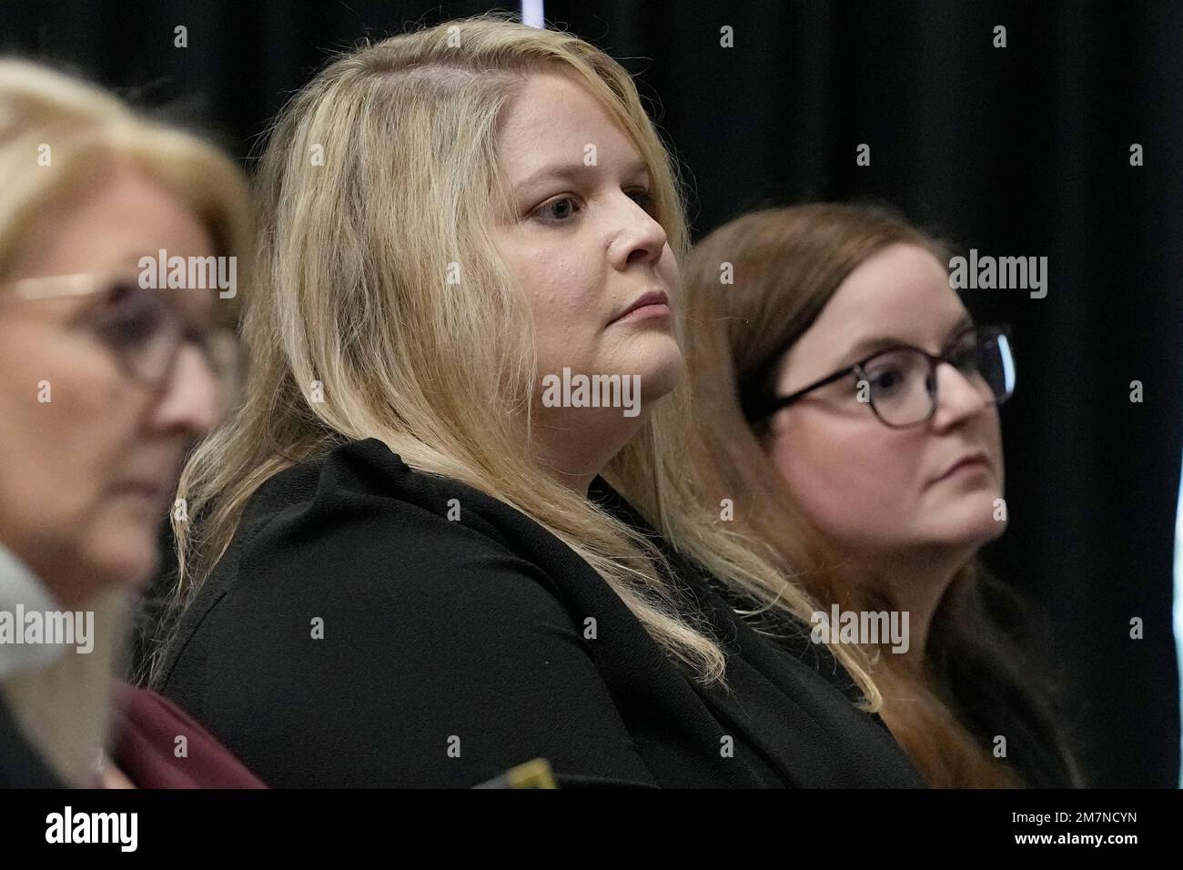 Caroline Hunt, cener, and Tessa Henry, right, with the Attorney General ...