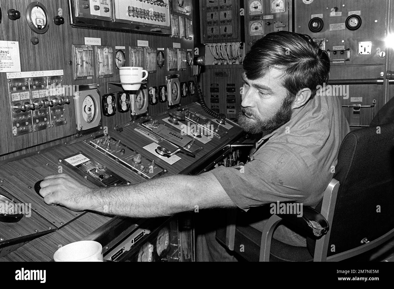 Bonefish Black and White Stock Photos & Images - Alamy