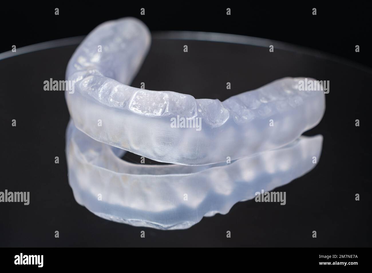 Dental mouthguard, splint for the treatment of dysfunction of the ...