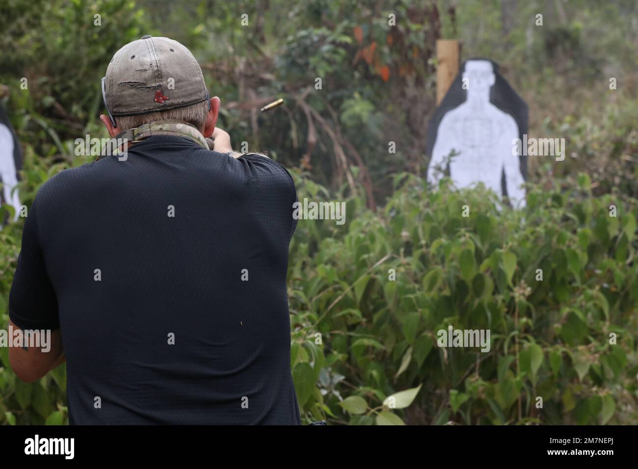 Belizean and Mexican forces received jungle survival training from US ...