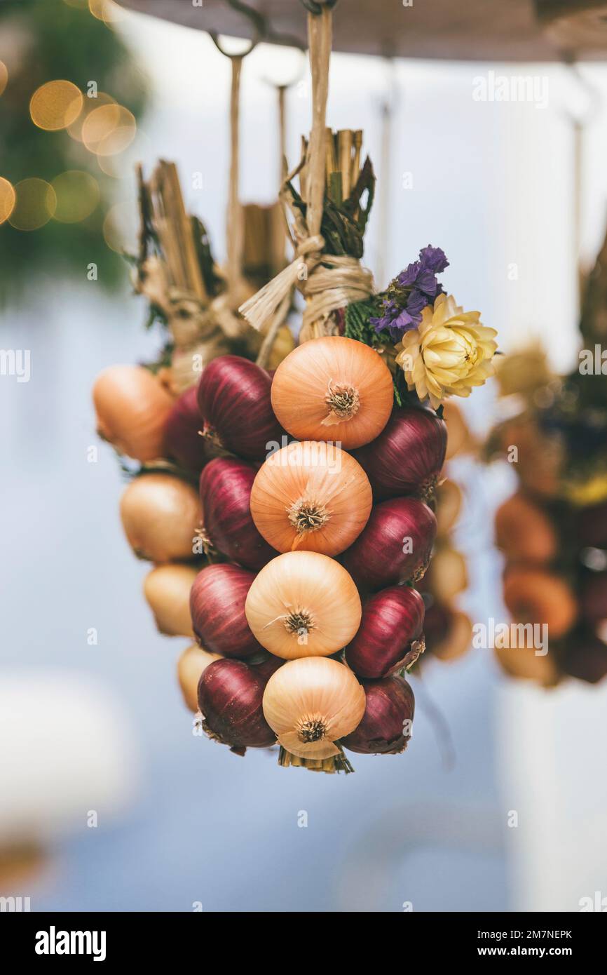 Hanging onion braids on string hi-res stock photography and images - Alamy Hanging onion braids on string hi-res stock photography and images - Alamy