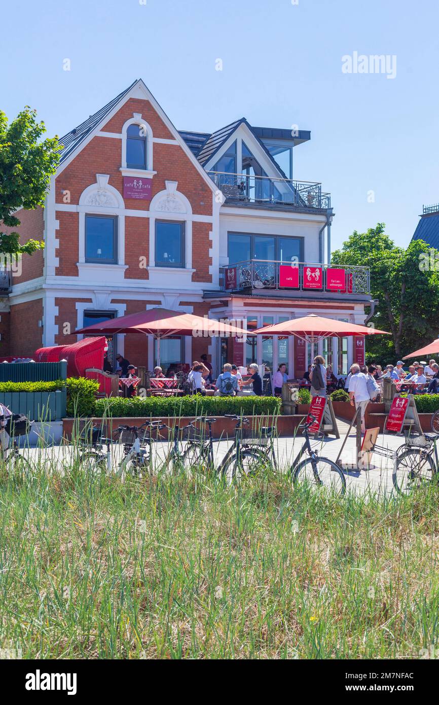 Cafe strandvilla hi-res stock photography and images - Alamy