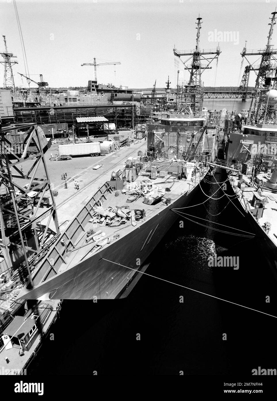 A port bow view of the guided missile frigate USS CLARK (FFG 11) under ...
