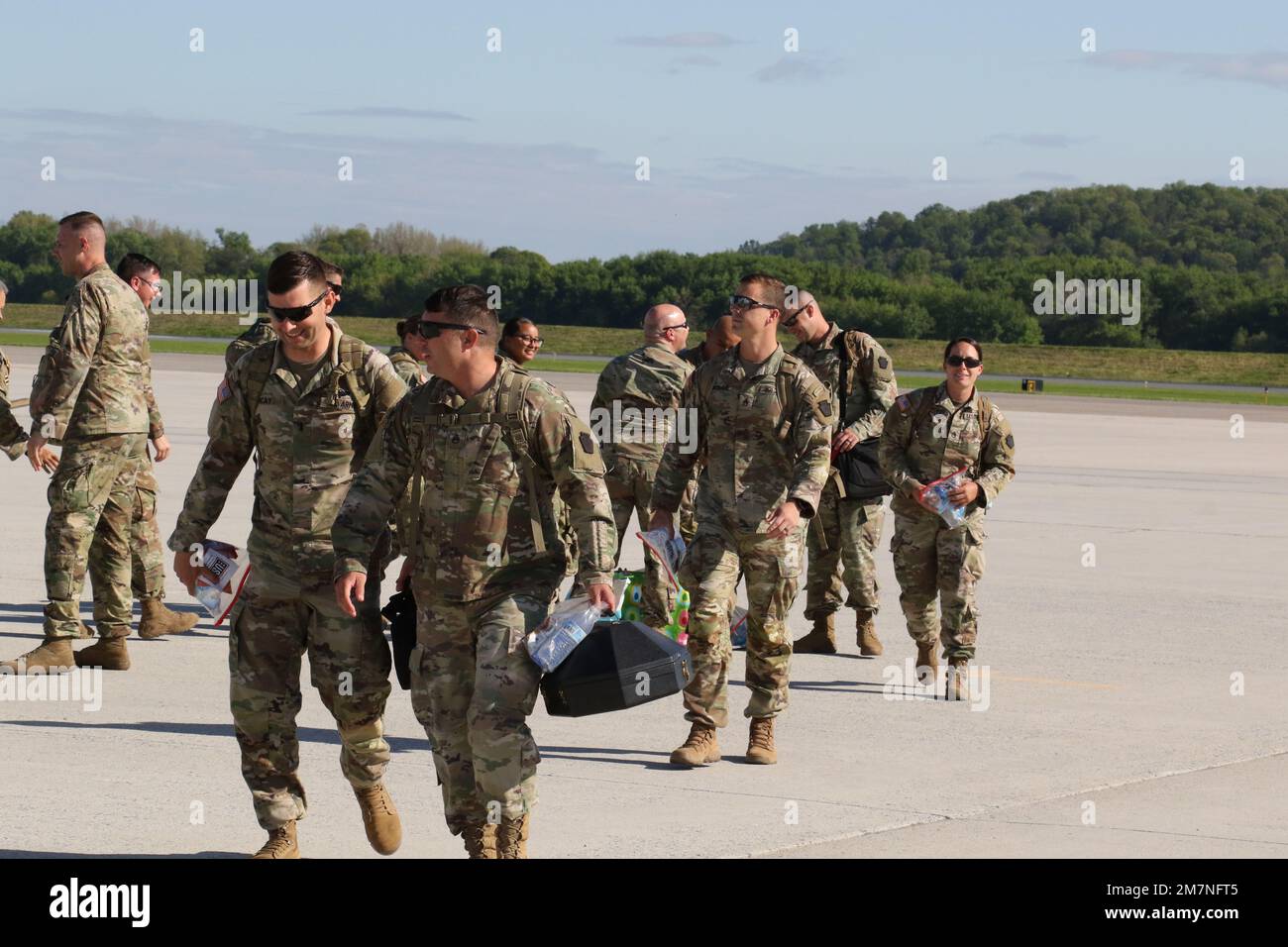 U.S. Soldiers with 1st Squadron, 104th Cavalry Regiment, 2nd Infantry ...