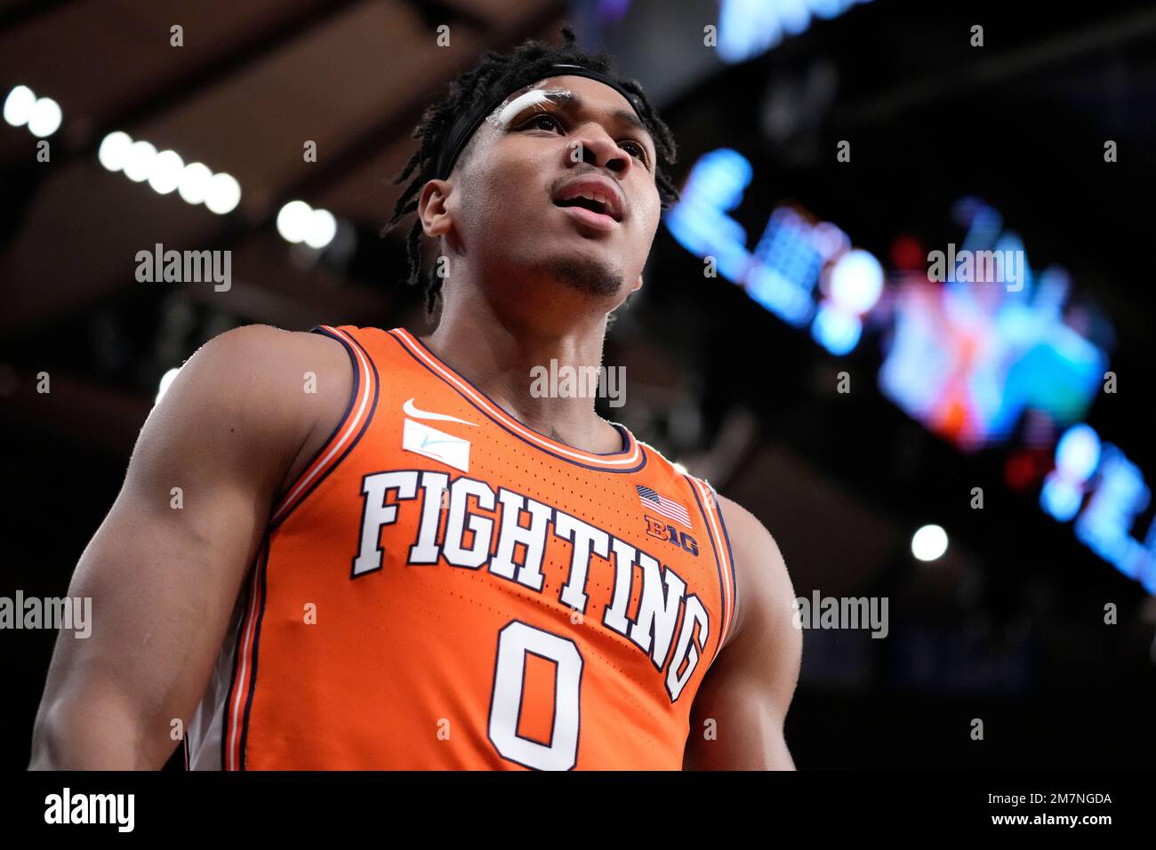 Illinois' Terrence Shannon Jr. (0) reacts after scoring and drawing a ...