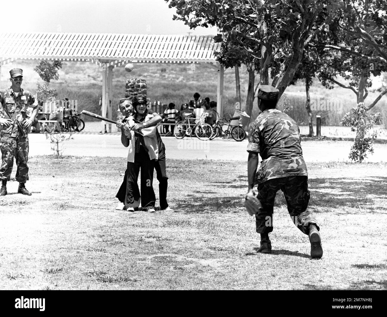 High school students volunteer Black and White Stock Photos & Images ...