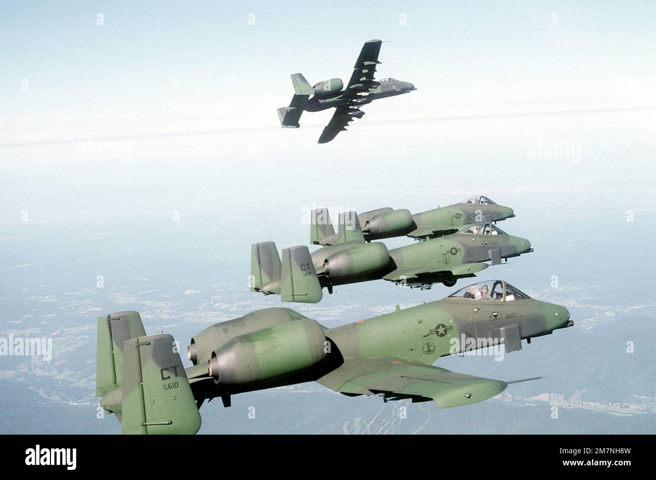 A 10a thunderbolt ii hi-res stock photography and images - Alamy