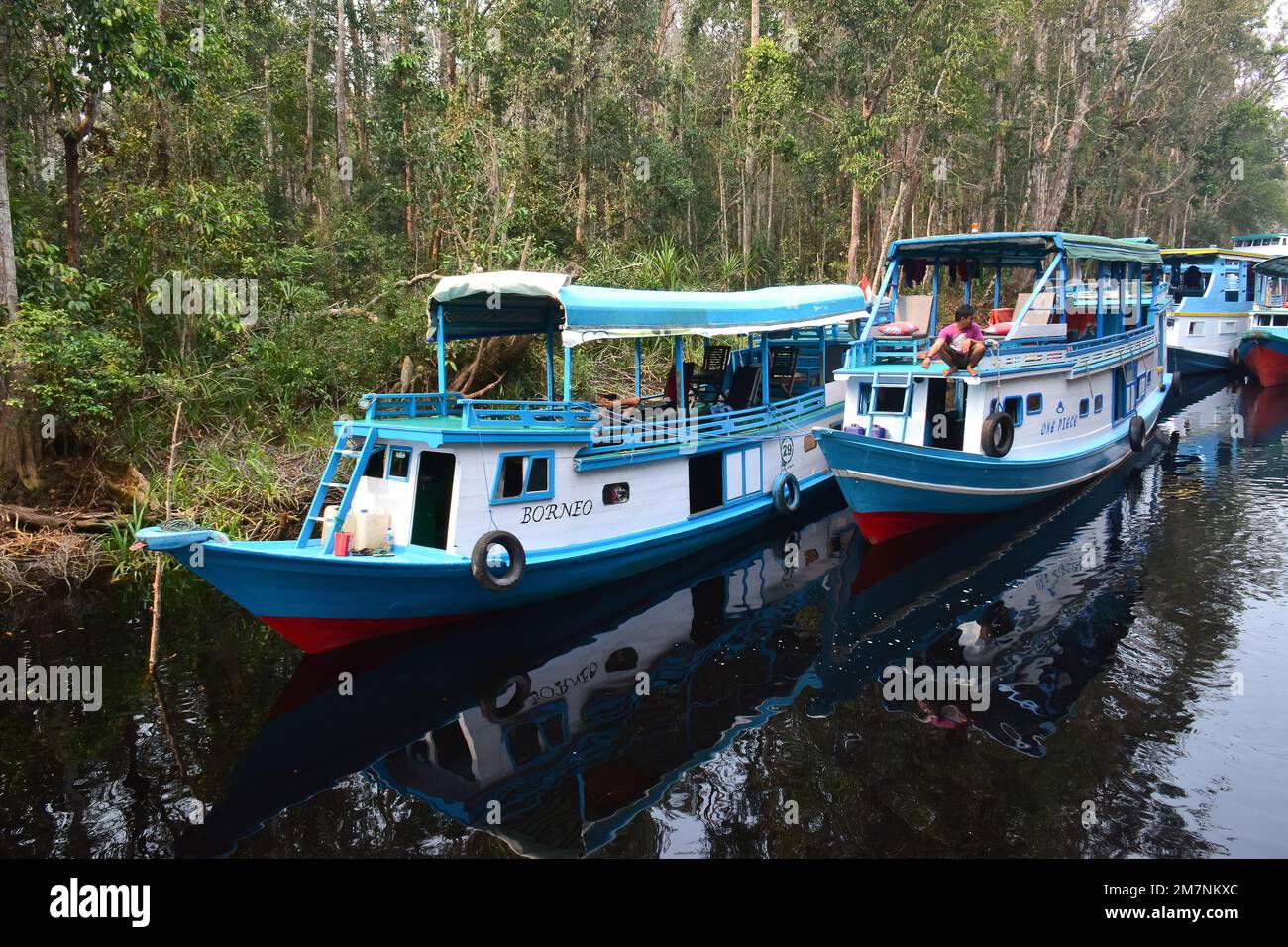 Wooden klotok houseboat hi-res stock photography and images - Alamy