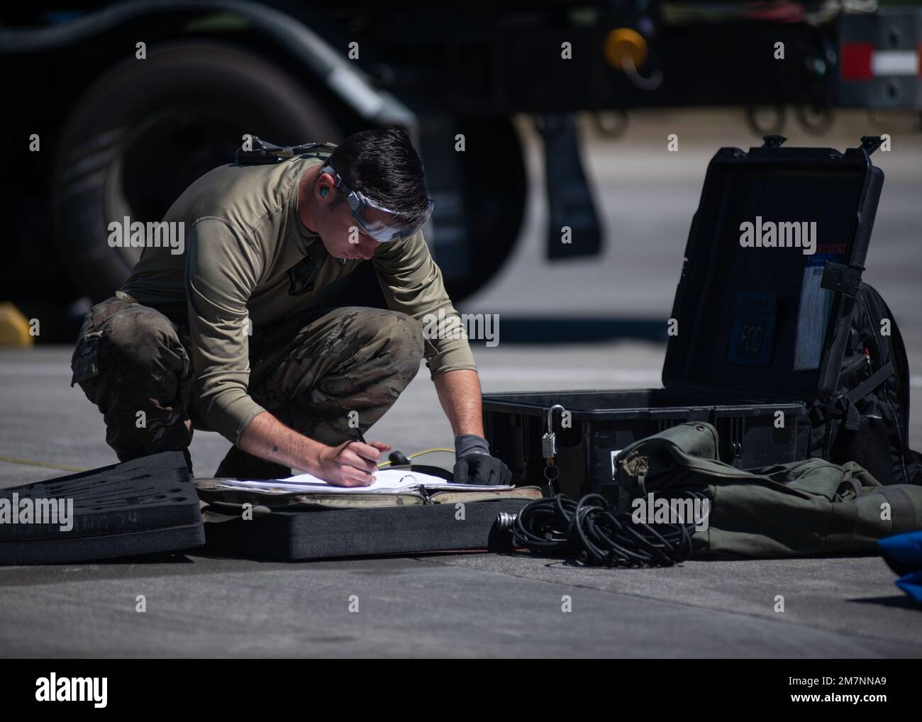 Aircraft fuels systems hi-res stock photography and images - Alamy