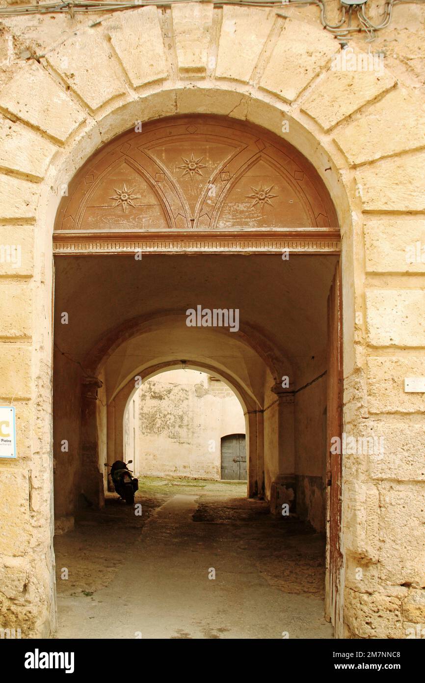 Passageway in the historical center of Felline, Italy Stock Photo - Alamy