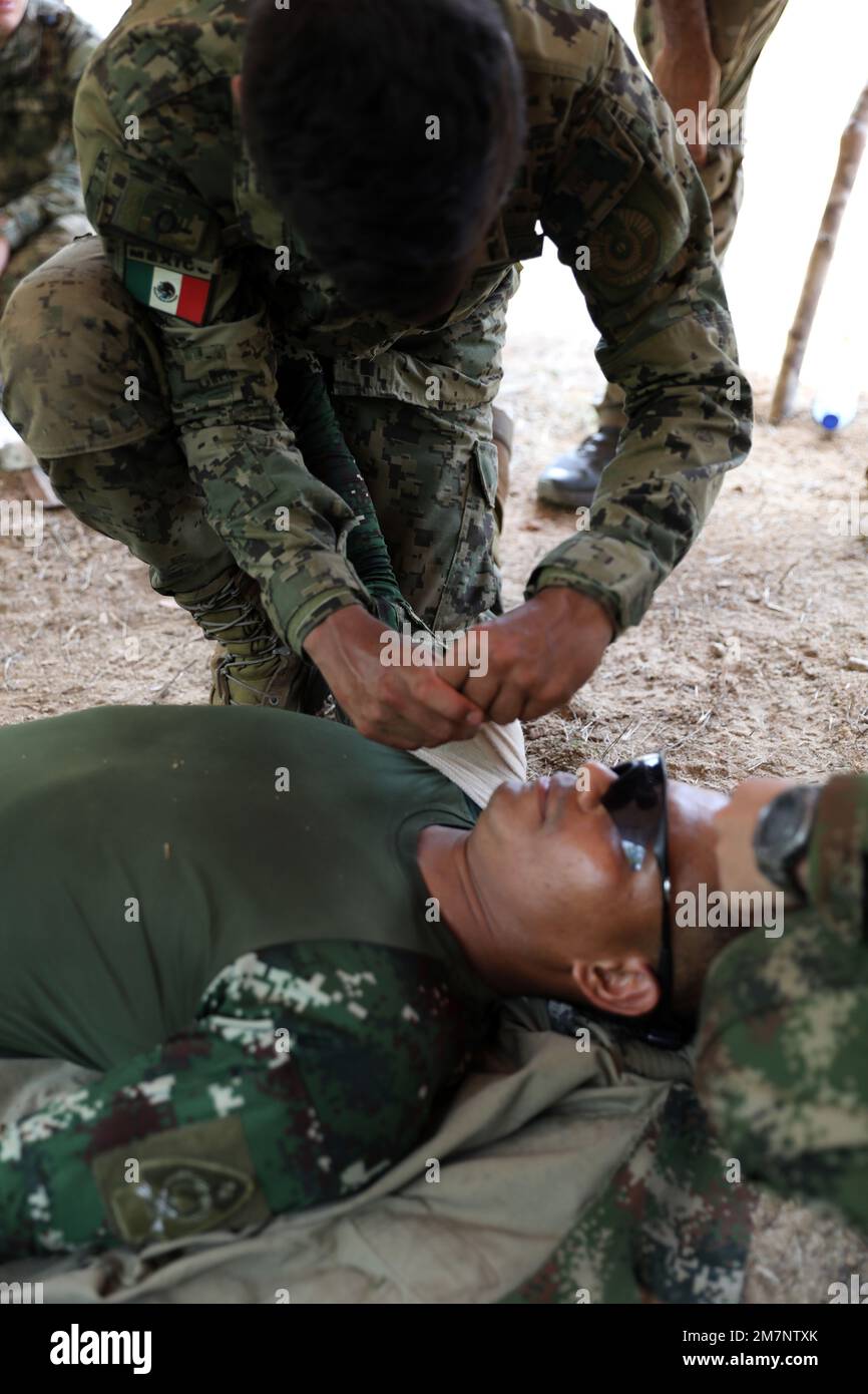Mexican troops train on rendering medical aid as a part of Tradewinds ...