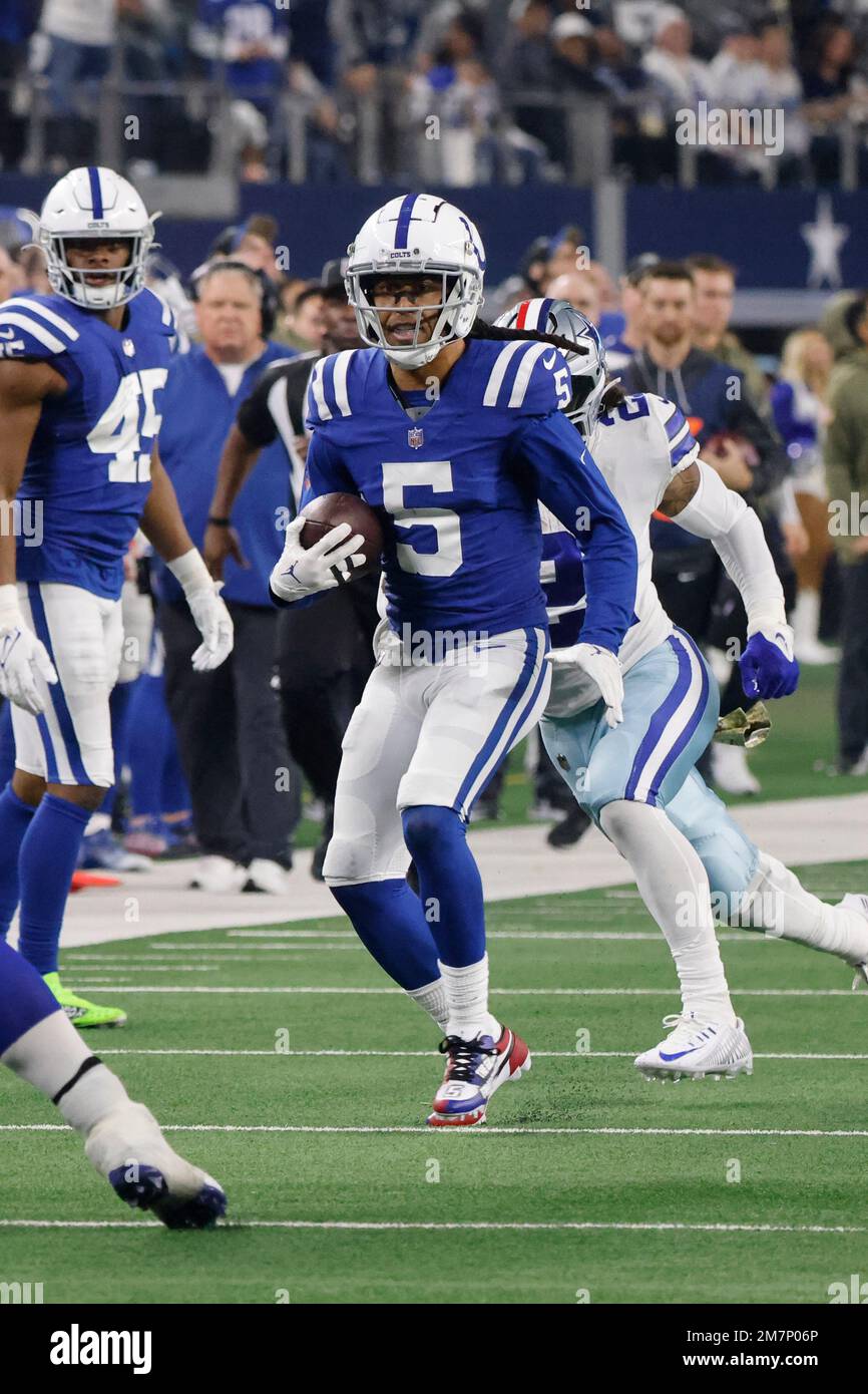 Indianapolis Colts cornerback Stephon Gilmore (5) returns an ...